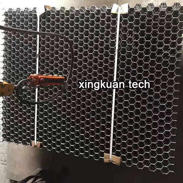 Flex Metal Hexagonal Cellular Mesh Grating For Refractory Lining